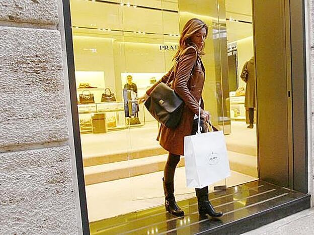 Wardrobing: El síndrome de la compradora compulsiva y tramposa | Mujerhoy