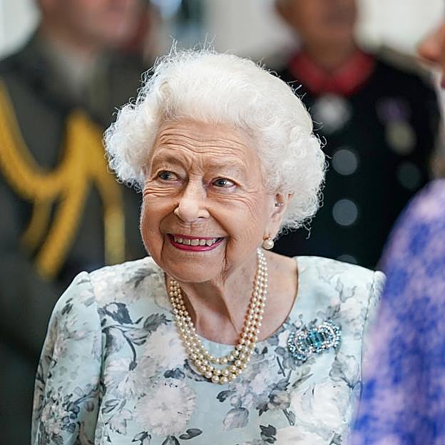 La reina Isabel II, muy enferma: crece la preocupación por el estado de ...