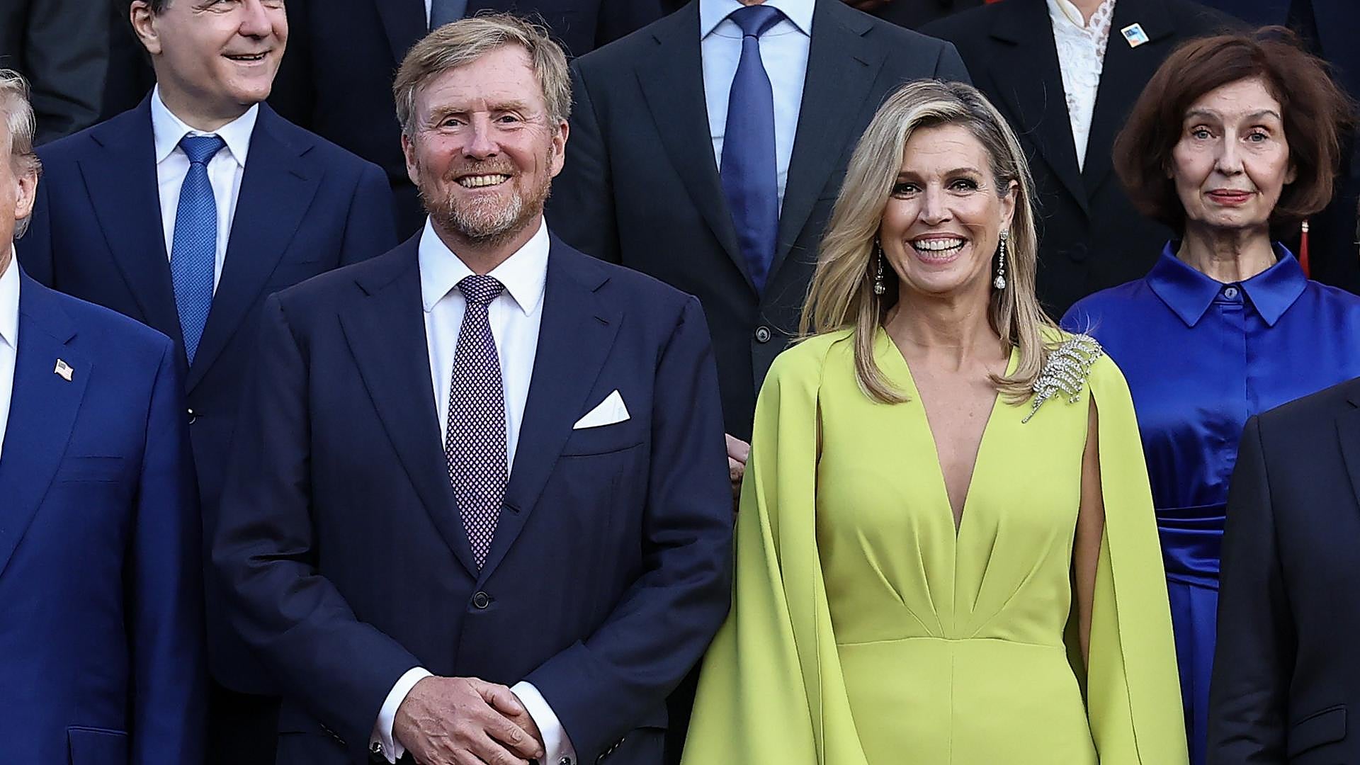 La reina Máxima de Holanda deslumbra en la cena de gala de la OTAN con ...