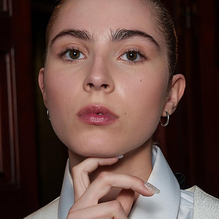 Crystal Nails: la manicura de moda que aprueban las famosas | Mujerhoy