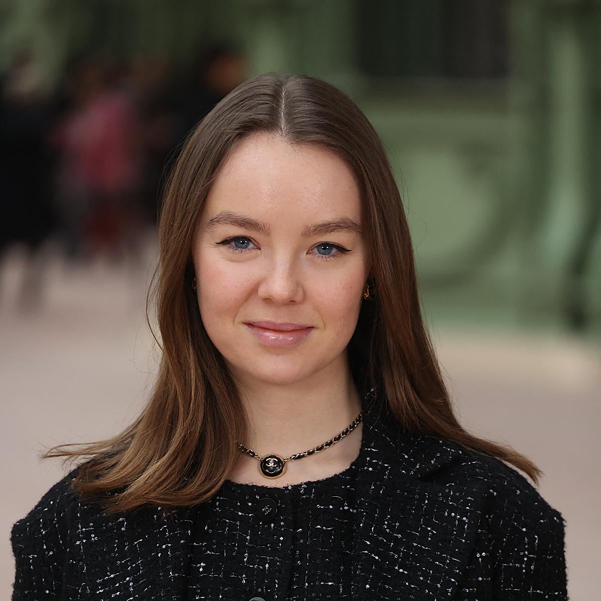 Alexandra de Hannover sorprende con este look afrancesado en la Semana ...