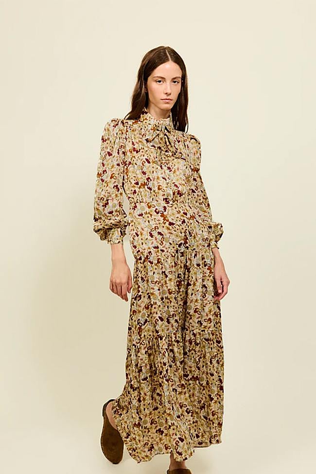 Las invitadas de otoño lo tienen claro: los vestidos estampados están ...