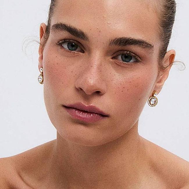 Pendientes de novias made in Spain que elevan un look nupcial | Mujerhoy