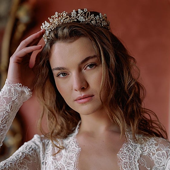 Tiaras para novias: dónde comprar uno de los accesorios favoritos de ...