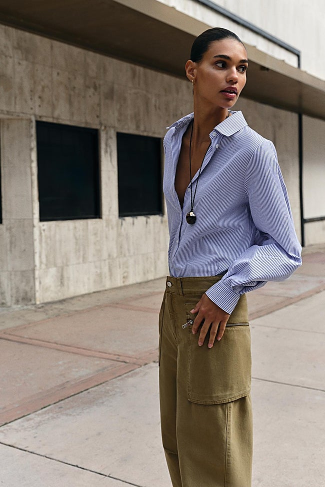 Las camisas de rayas más elegantes y apetecibles del momento | Mujerhoy