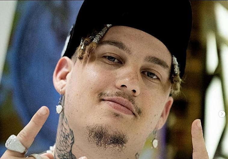 Muere en pleno concierto el rapero sudafricano Costa Titch, autor de ...