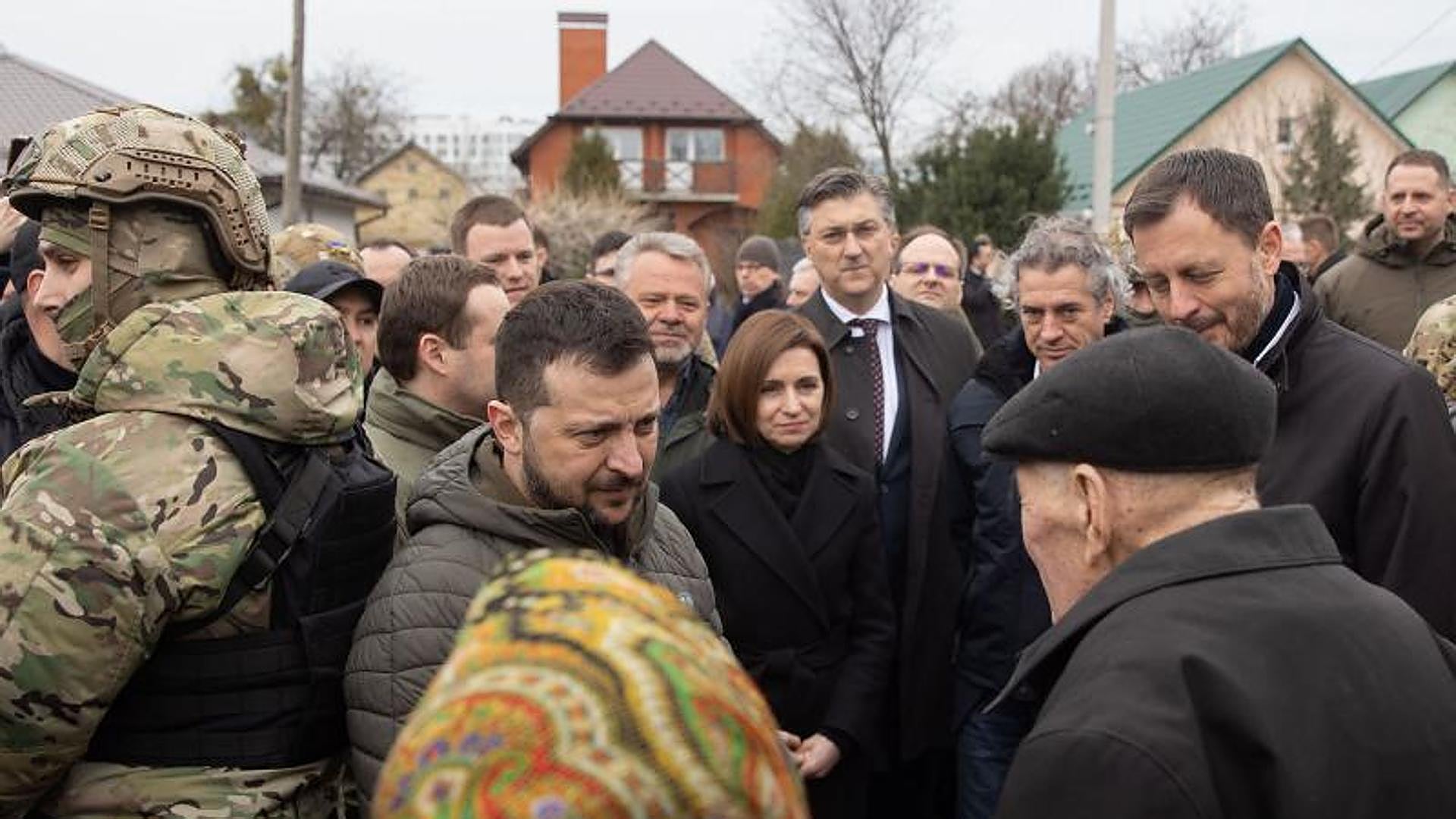 Zelenski elogia la lucha de su pueblo en el aniversario de la ...