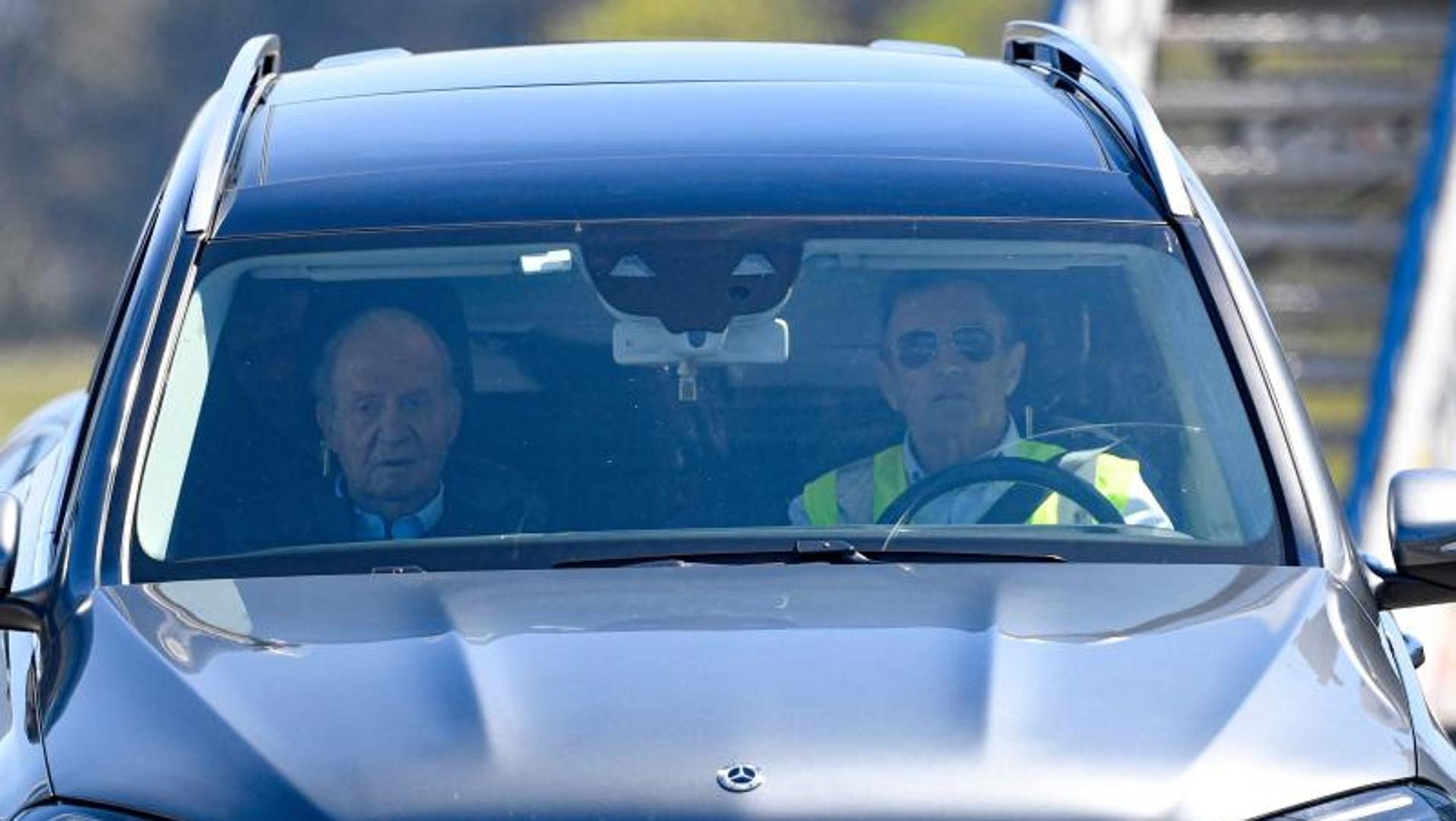 El Rey Juan Carlos Llega A Sanxenxo En Su Segunda Visita A España Desde