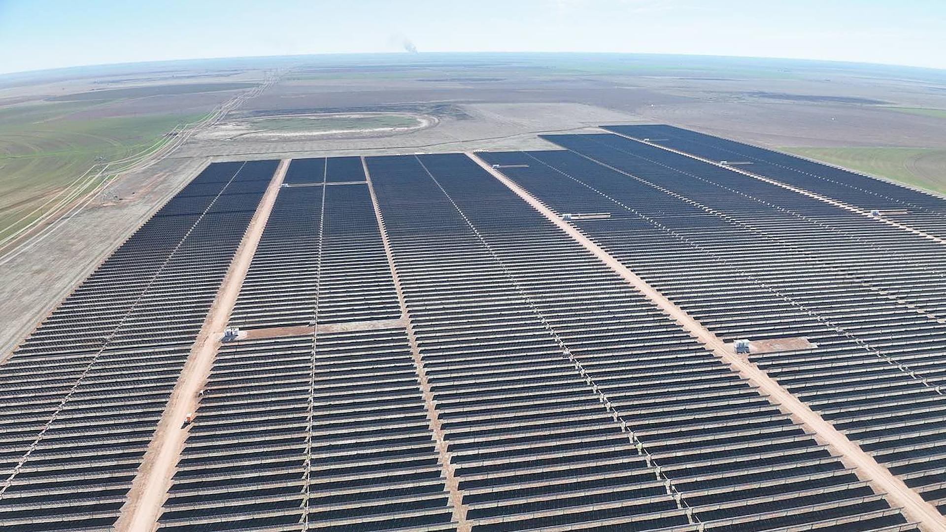 Repsol culmina su mayor planta fotovoltaica en EE UU | El Correo