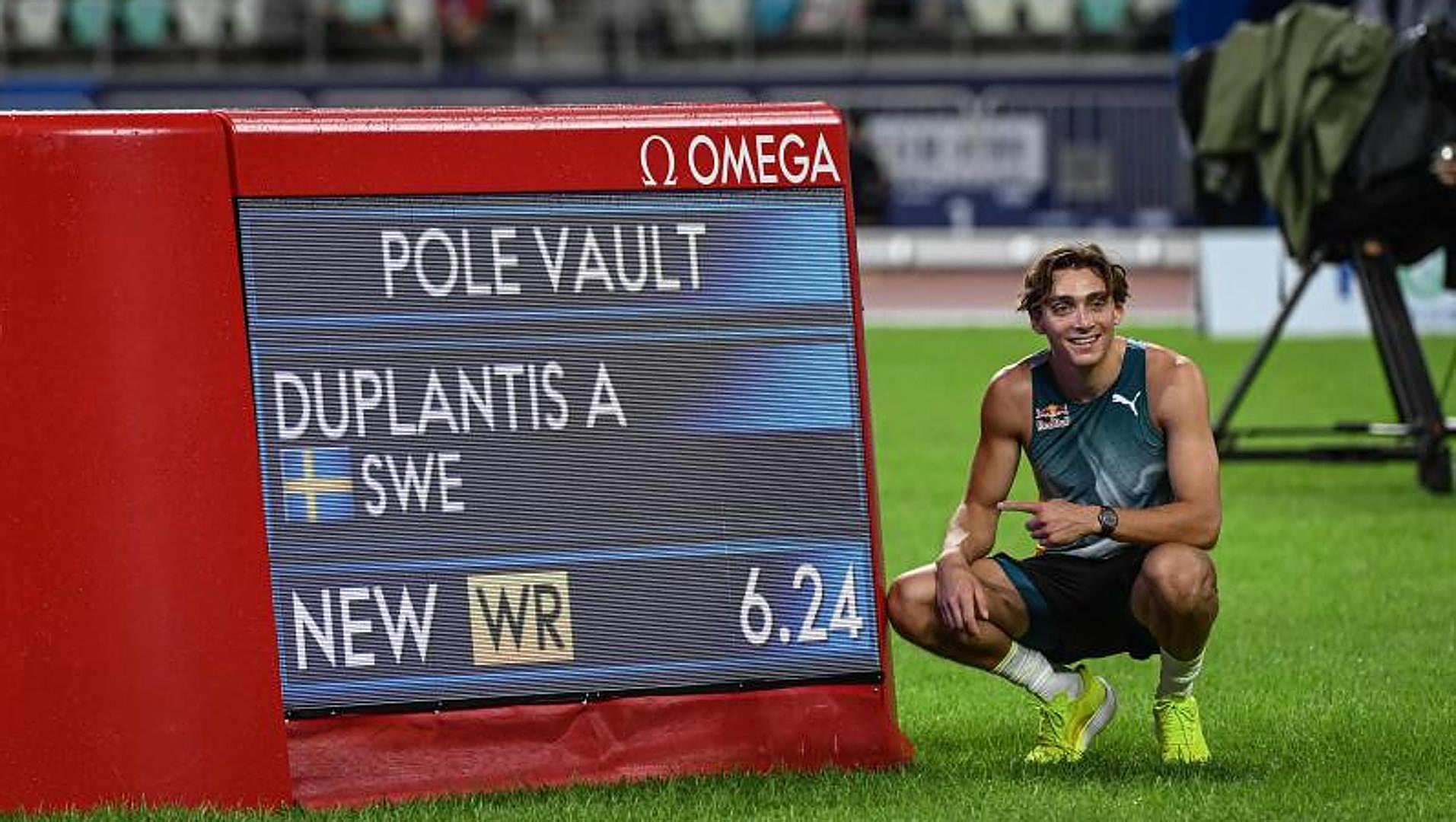 Duplantis vuelve a volar para establecer un nuevo récord | Ideal