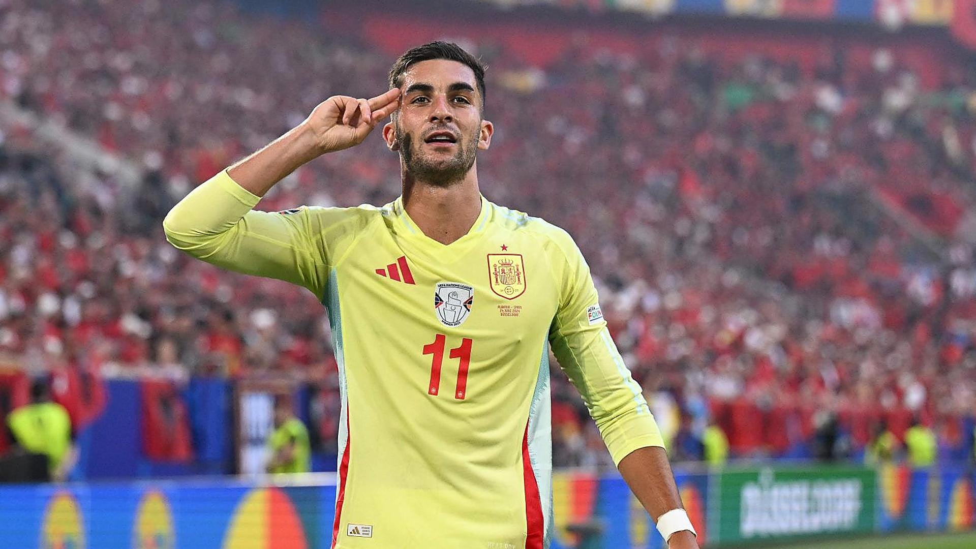 Ferran, el seguro de gol para España que alcanza a Zarra | El Correo