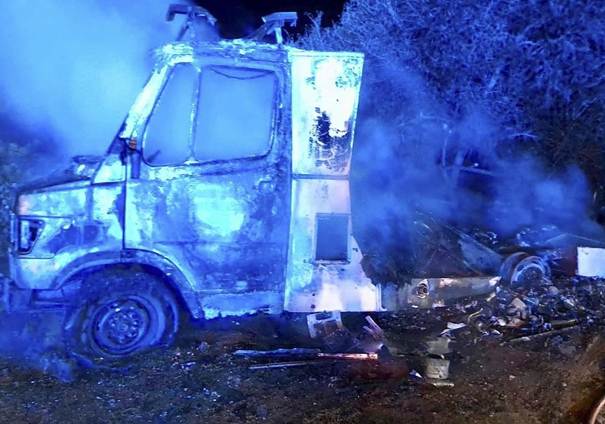 Body Found Inside Burning Caravan in Cádiz | TodoAlicante