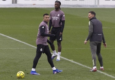 Otro partido con carga atómica para Xabi Alonso en el Bernabéu | El Correo