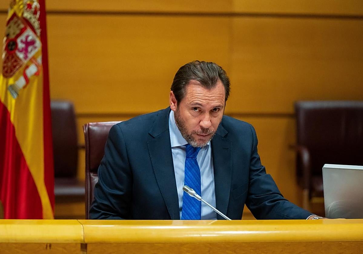 Puente, recibido en el Senado entre gritos de dimisión por parte de PP ...