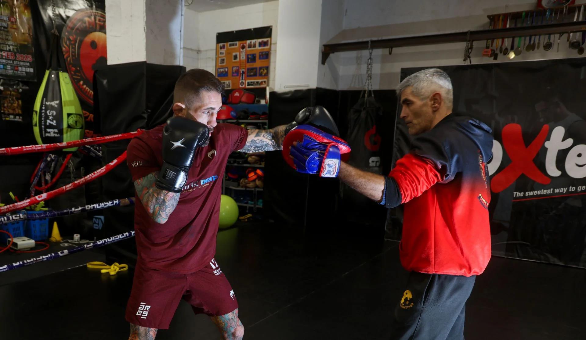 'La Bestia', el ertzaina que llegó a la jaula de la MMA tras codearse ...