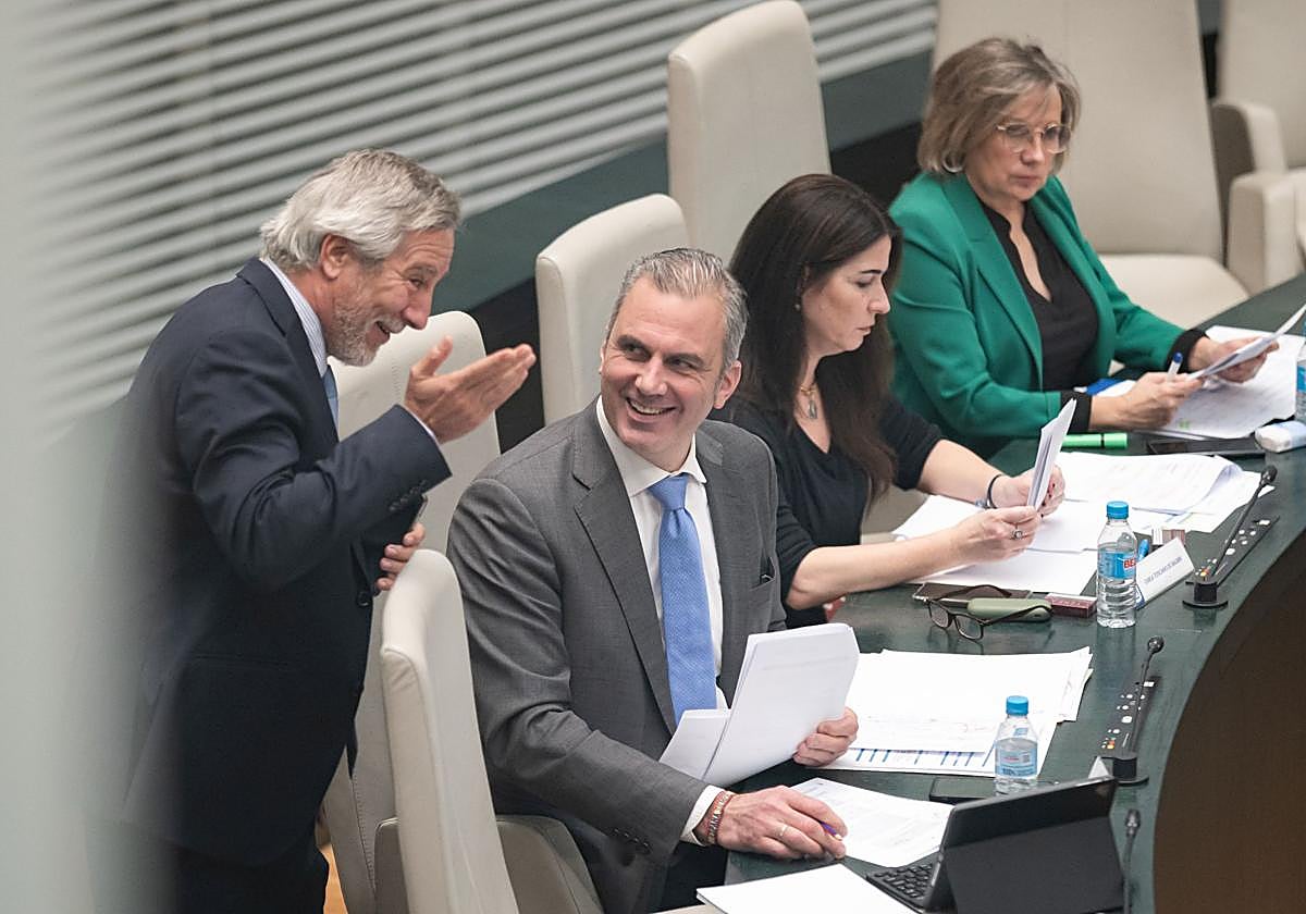 Vox suspende al afiliado número uno del partido por carné, afín a ...