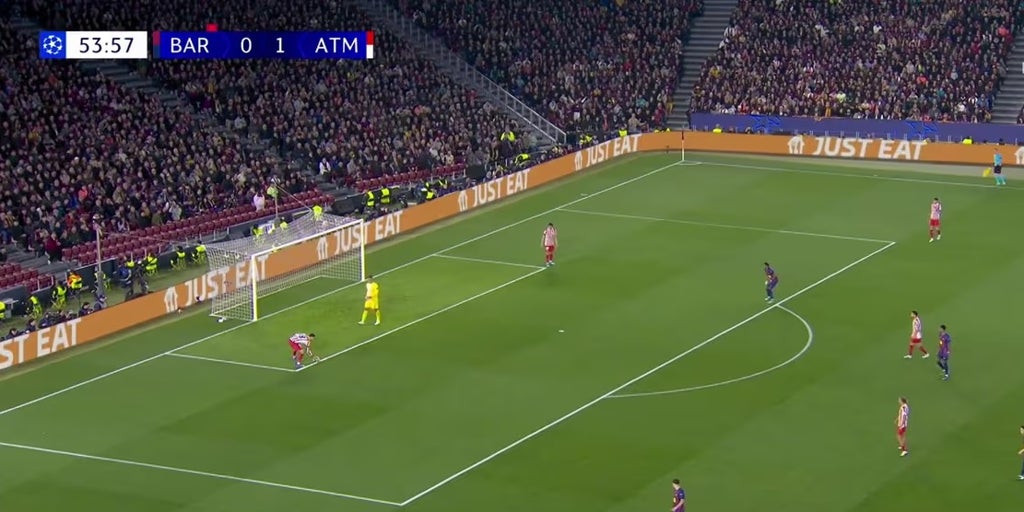 La UEFA declara «inadmisible» la protesta del Barça por la 'mano' de ...