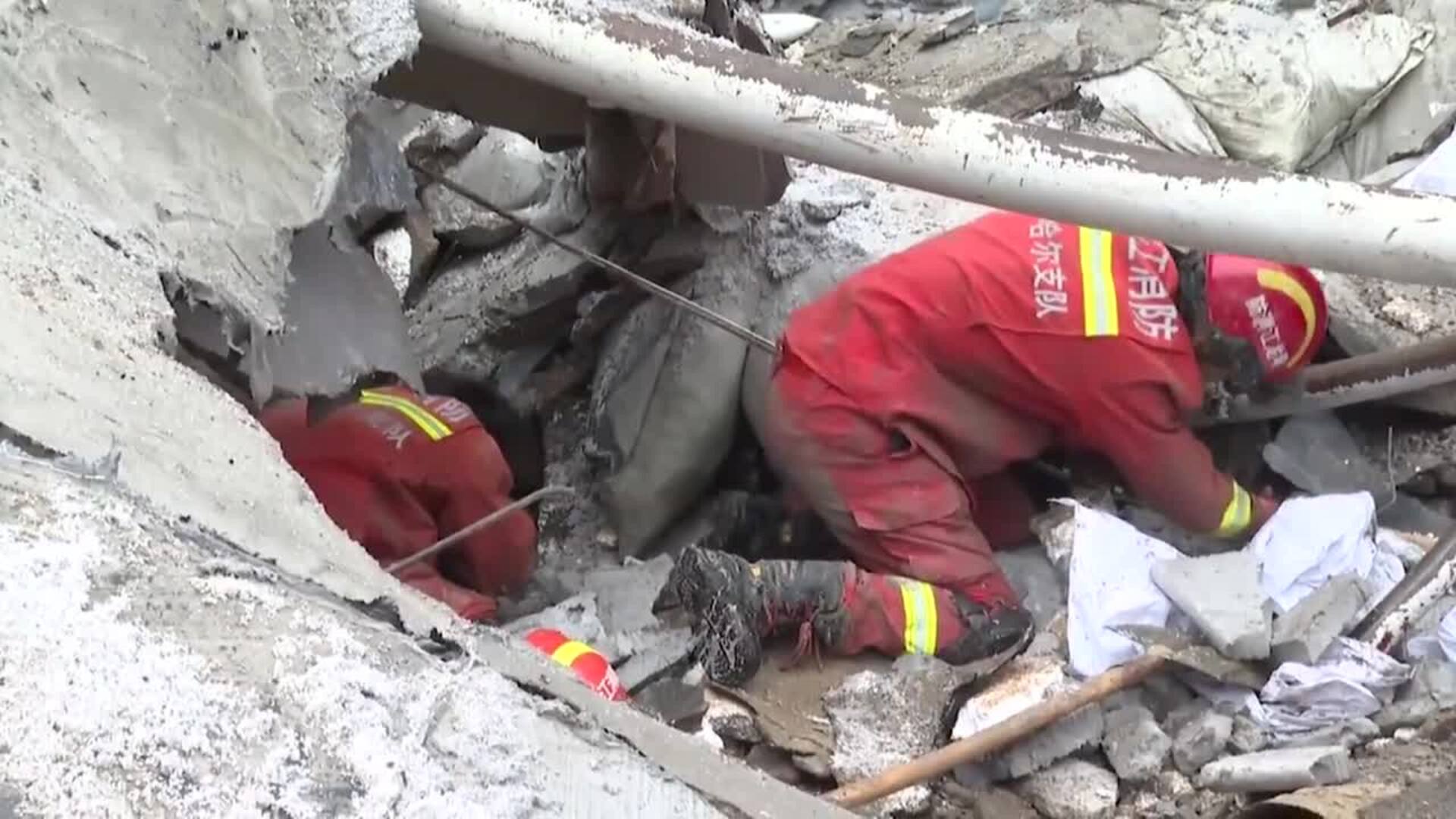 Ascienden los muertos por el derrumbe del techo de un gimnasio en China | Salamancahoy