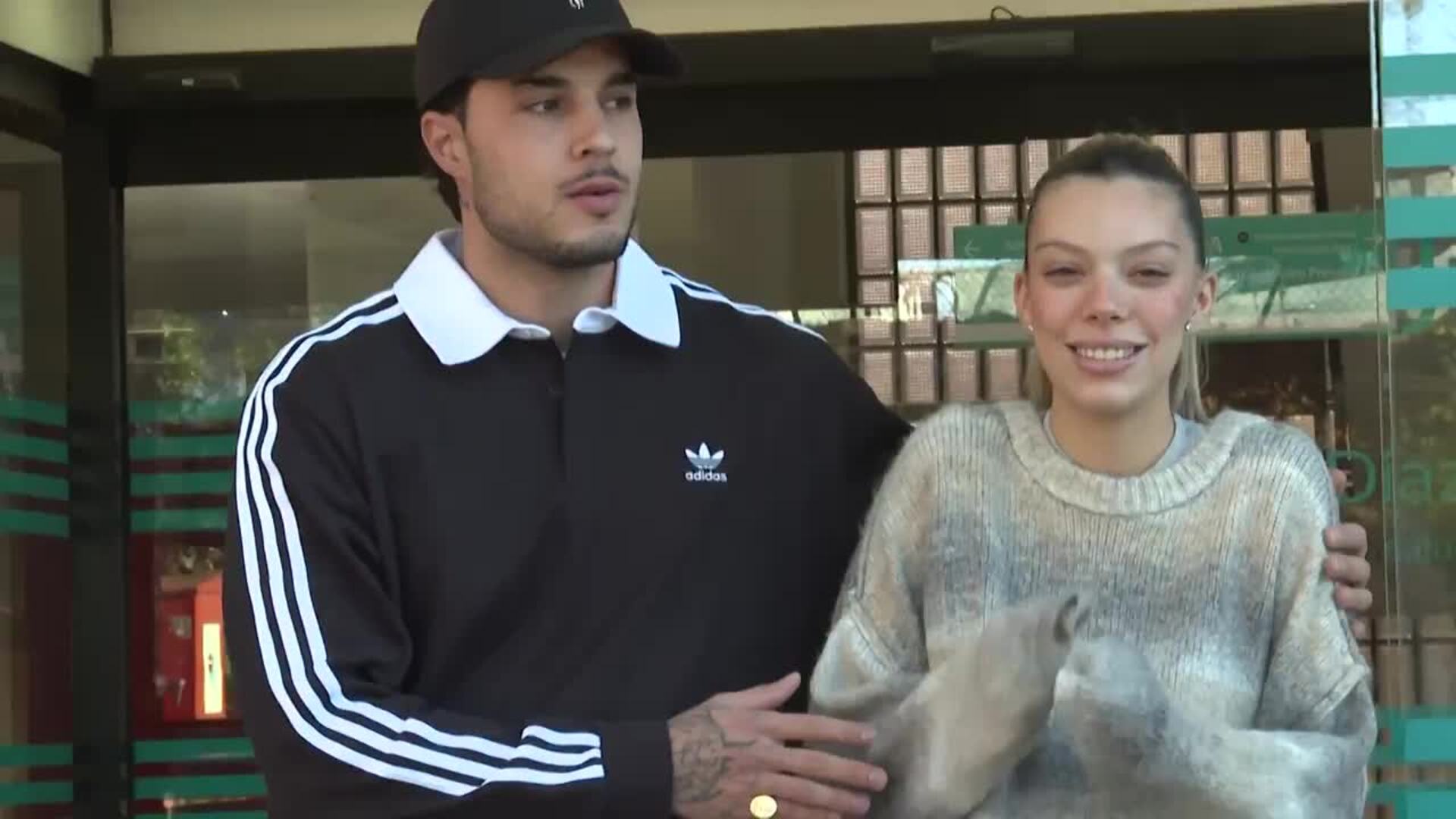 Carlo Costanzia y Alejandra Rubio posan tras dar la bienvenida al pequeño Carlo | Salamancahoy