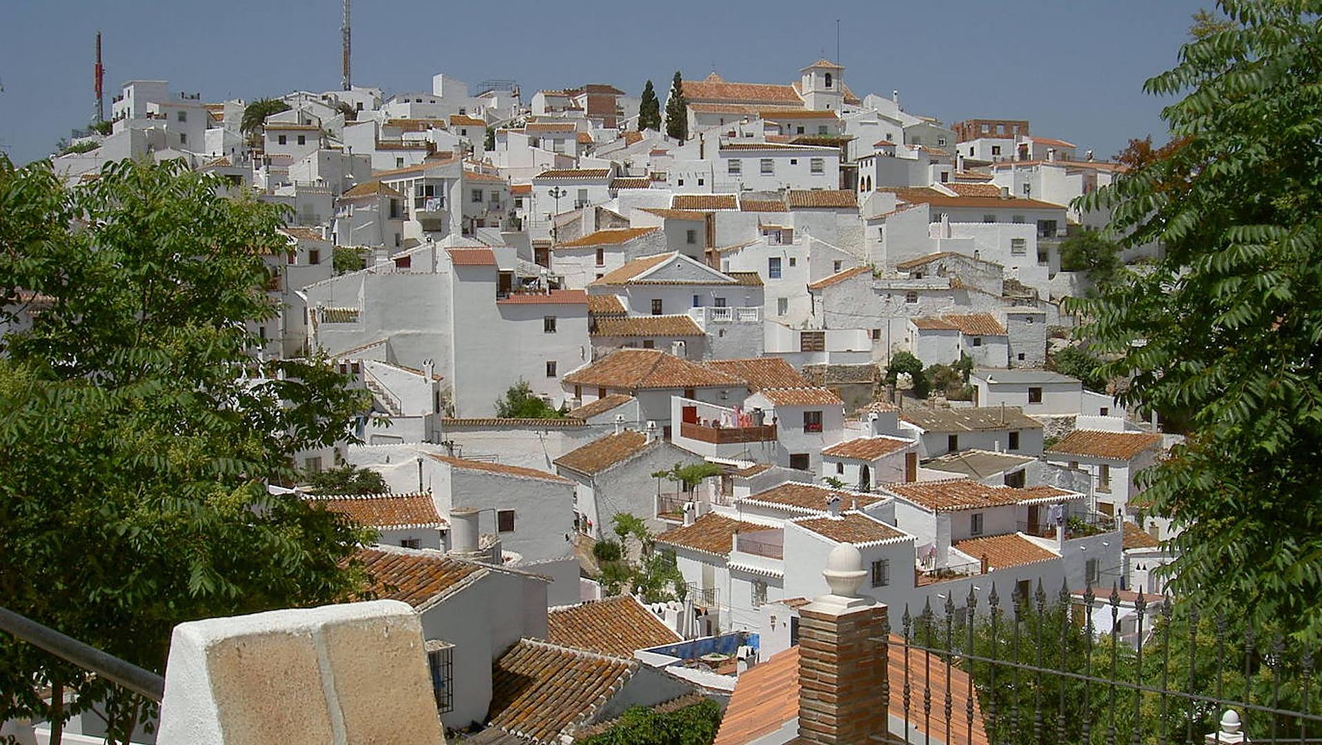 Comares: A land of strawberry trees for the Greeks | Sur in English