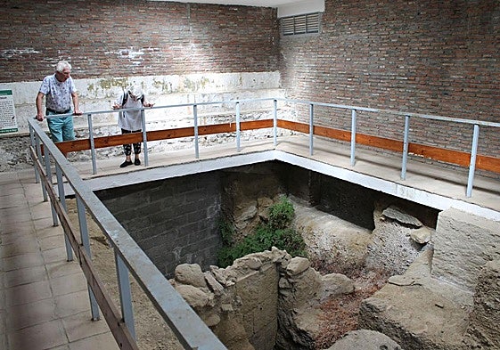 The important Phoenician tomb on the Costa del Sol that is free to ...