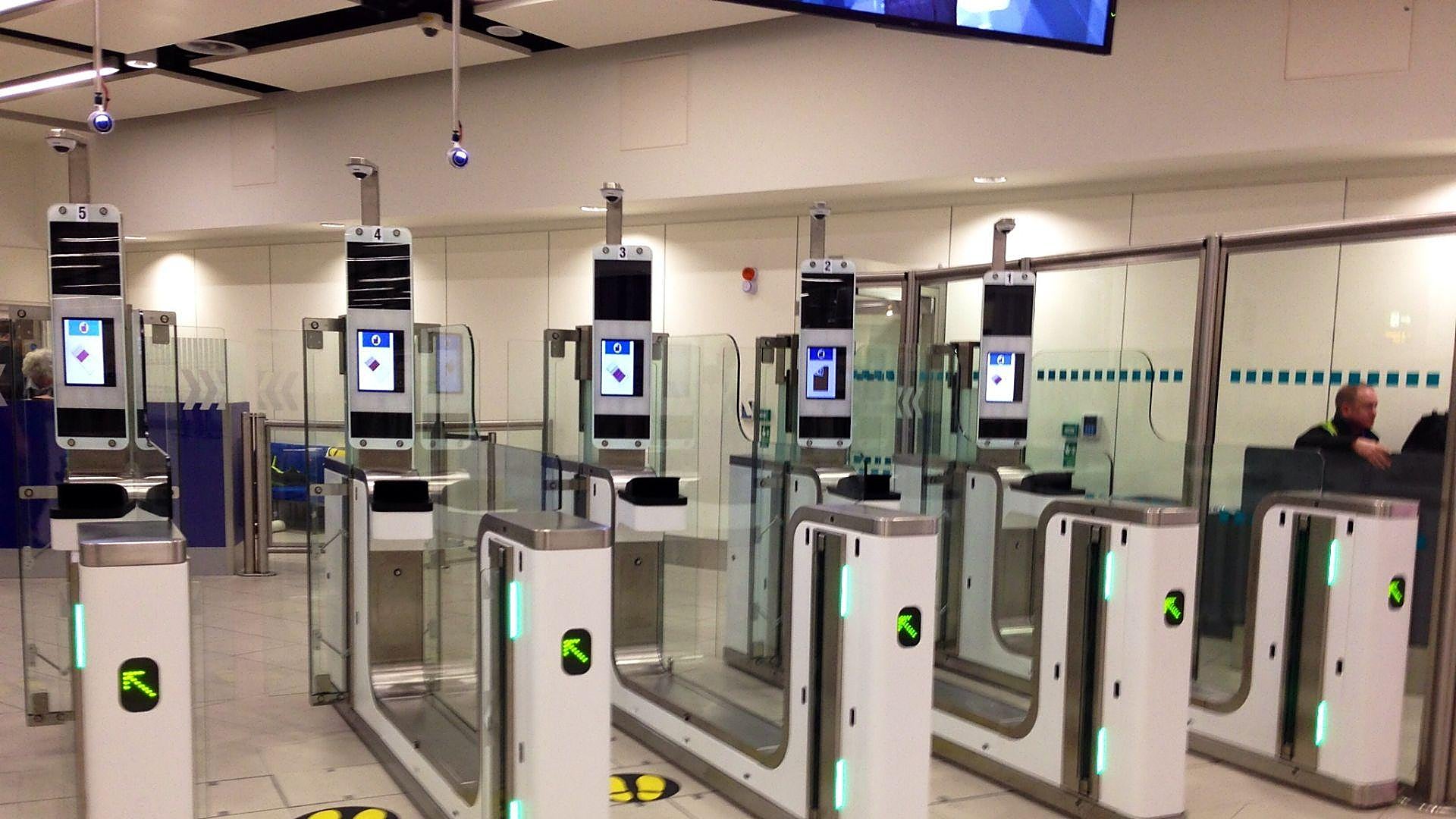 New Schengen EES border controls delayed | Sur in English