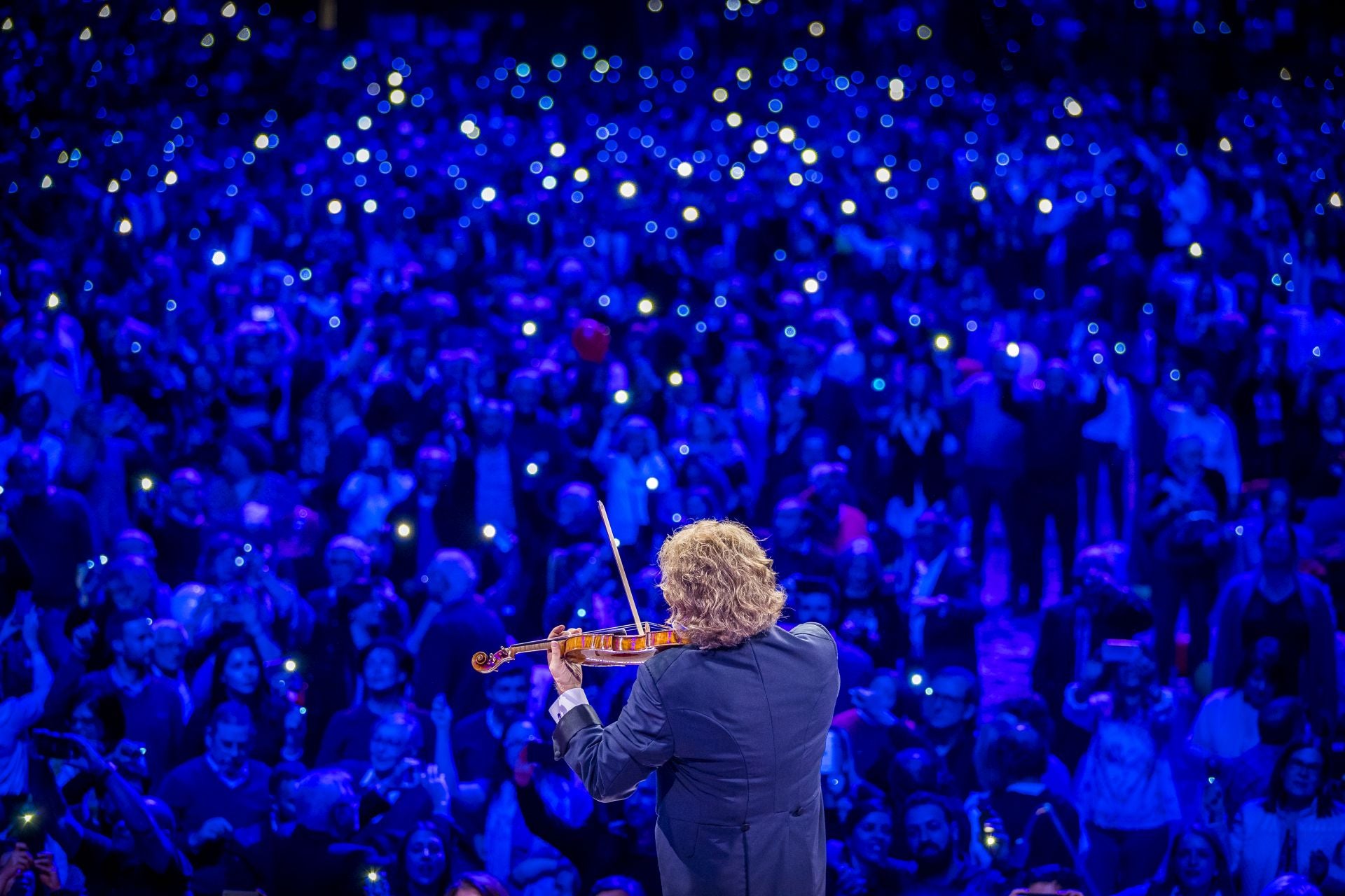 André Rieu, the rockstar of classical music: millions of followers and ...
