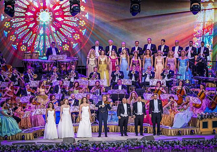 André Rieu, the rockstar of classical music: millions of followers and ...