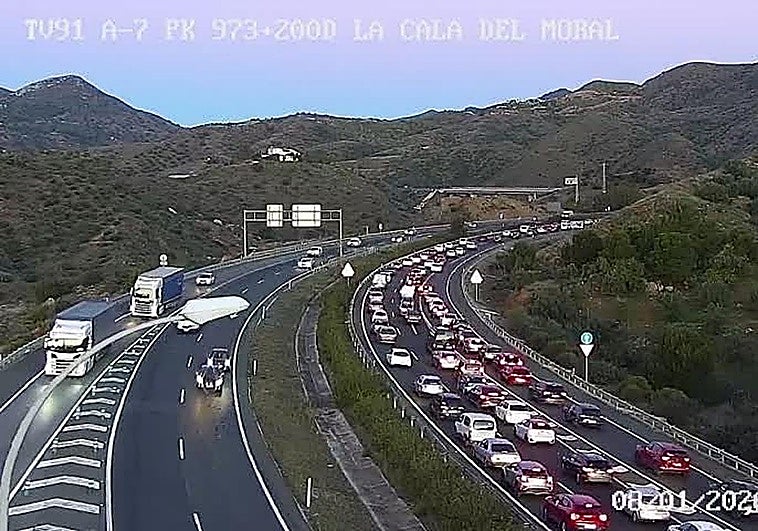 Accident on A7 motorway on eastern Costa del Sol causes major tailbacks ...