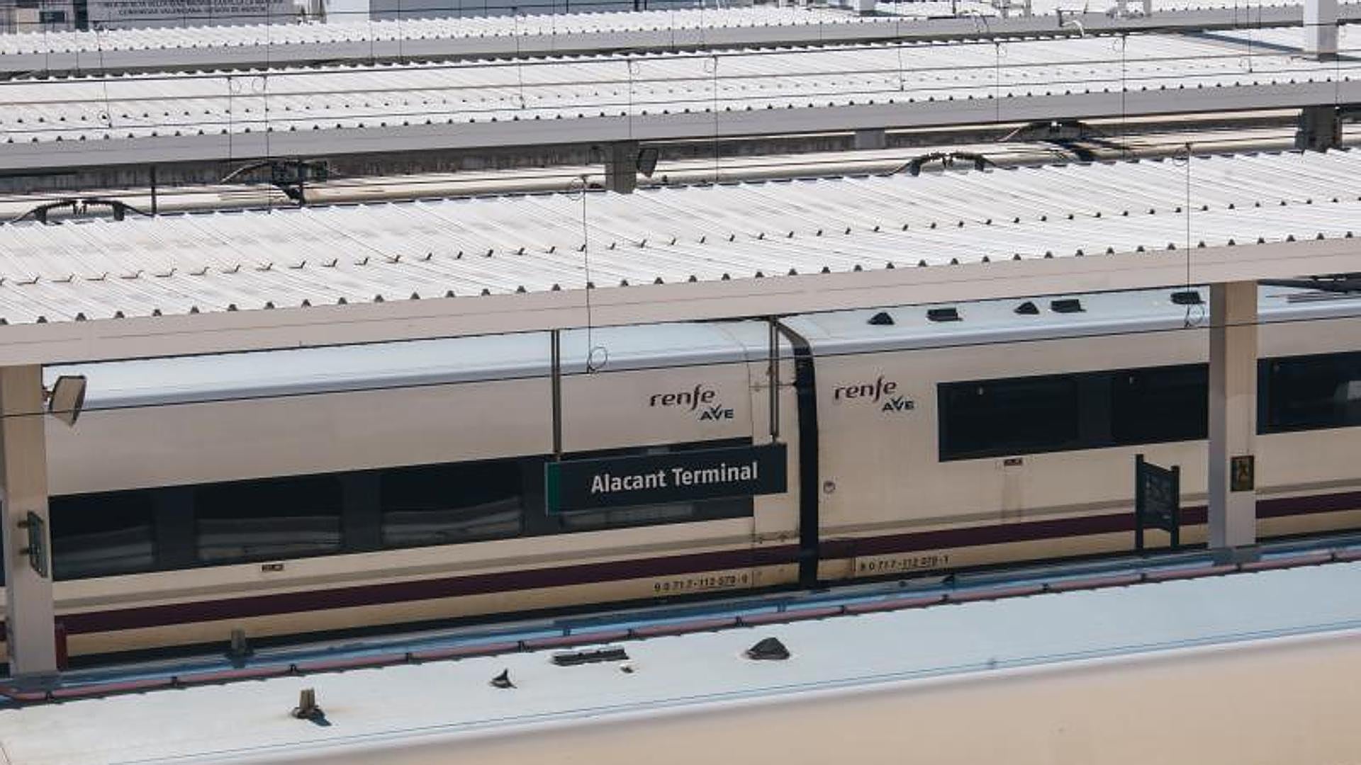 TRENES AVE NUEVAS LÍNEAS HORARIOS | El AVE Alicante-Madrid recupera dos ...