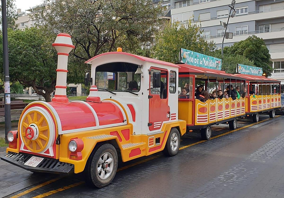 The Christmas Train Arrives in This Alicante Municipality: How to Ride ...