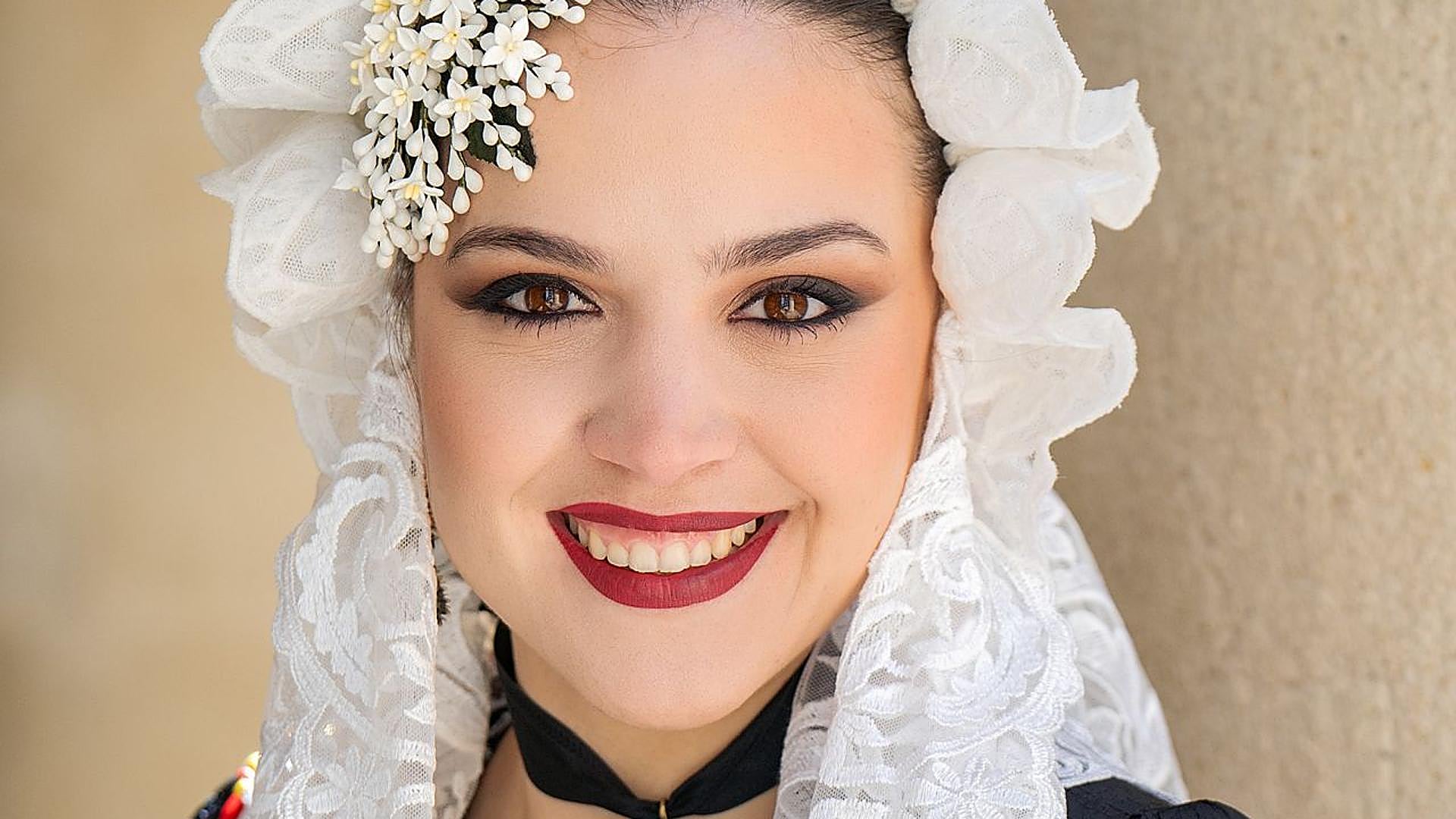 CANDIDATA BELLEA DEL FOC | María Serna Martínez: «La plantà plasma el ...